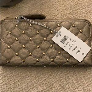 Cache Bags | Gold Purse | Poshmark